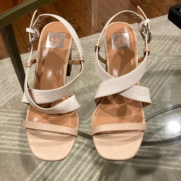 DV by Dolce Vita | Shoes | Dv Dolce Vita Size 8 Women Heels Beautiful ...